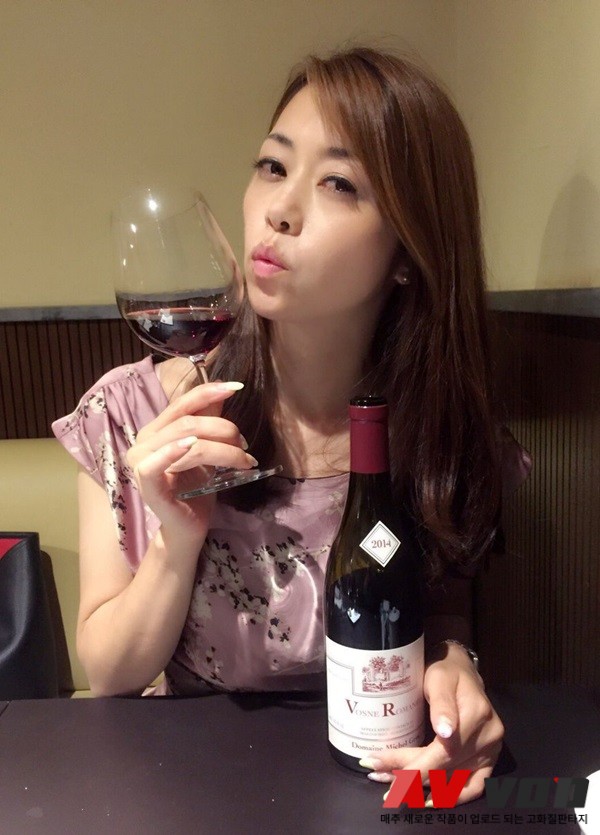 시라이시 사유리 / 白石さゆり / Sayuri Shiraishi - SETFLIX