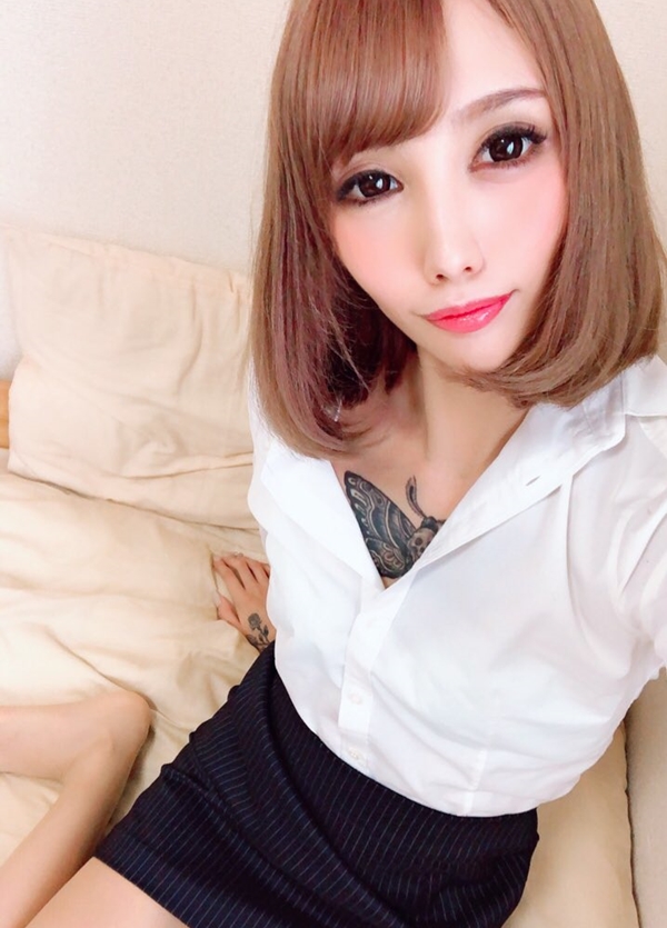 사토 에루 / 佐藤エル / Eru Sato - SETFLIX