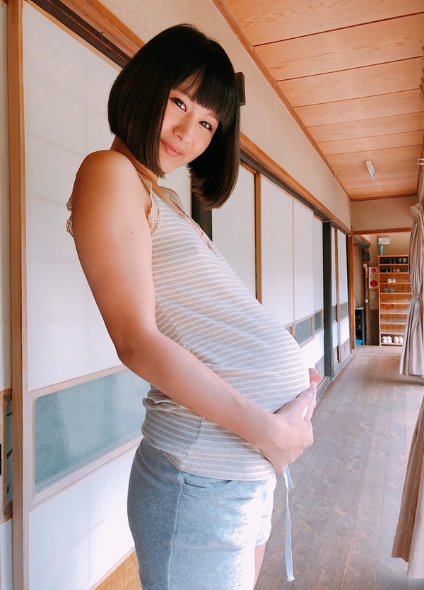 아스미 코우 / 明海こう / Kou Asumi - SETFLIX